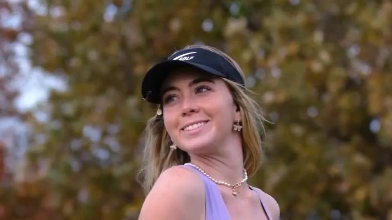 Grace Charis stunned in skin-tight lilac lace crop top as fans praised ...